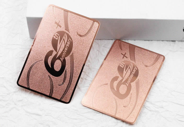 What material can be used to make cards? - HYDCARD